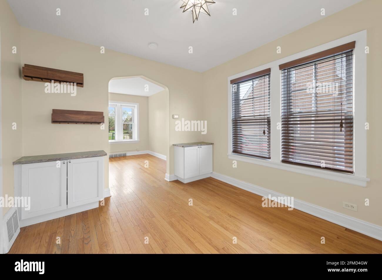 Residential Interior: Dining Room Stock Photo - Alamy