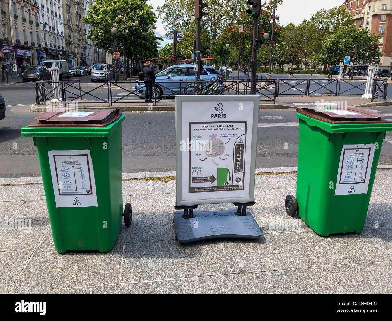 Waste paris hi-res stock photography and images - Alamy