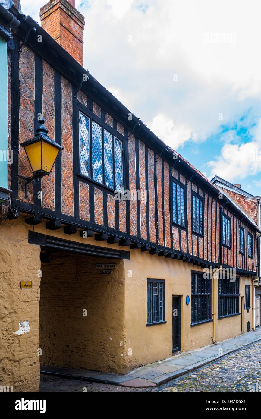 The Strangers Club Norwich - Strangers Club Elm Hill Norwich ...