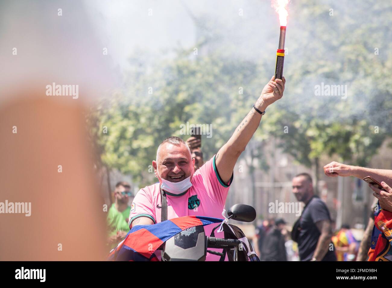 Ultras flare hi-res stock photography and images - Alamy