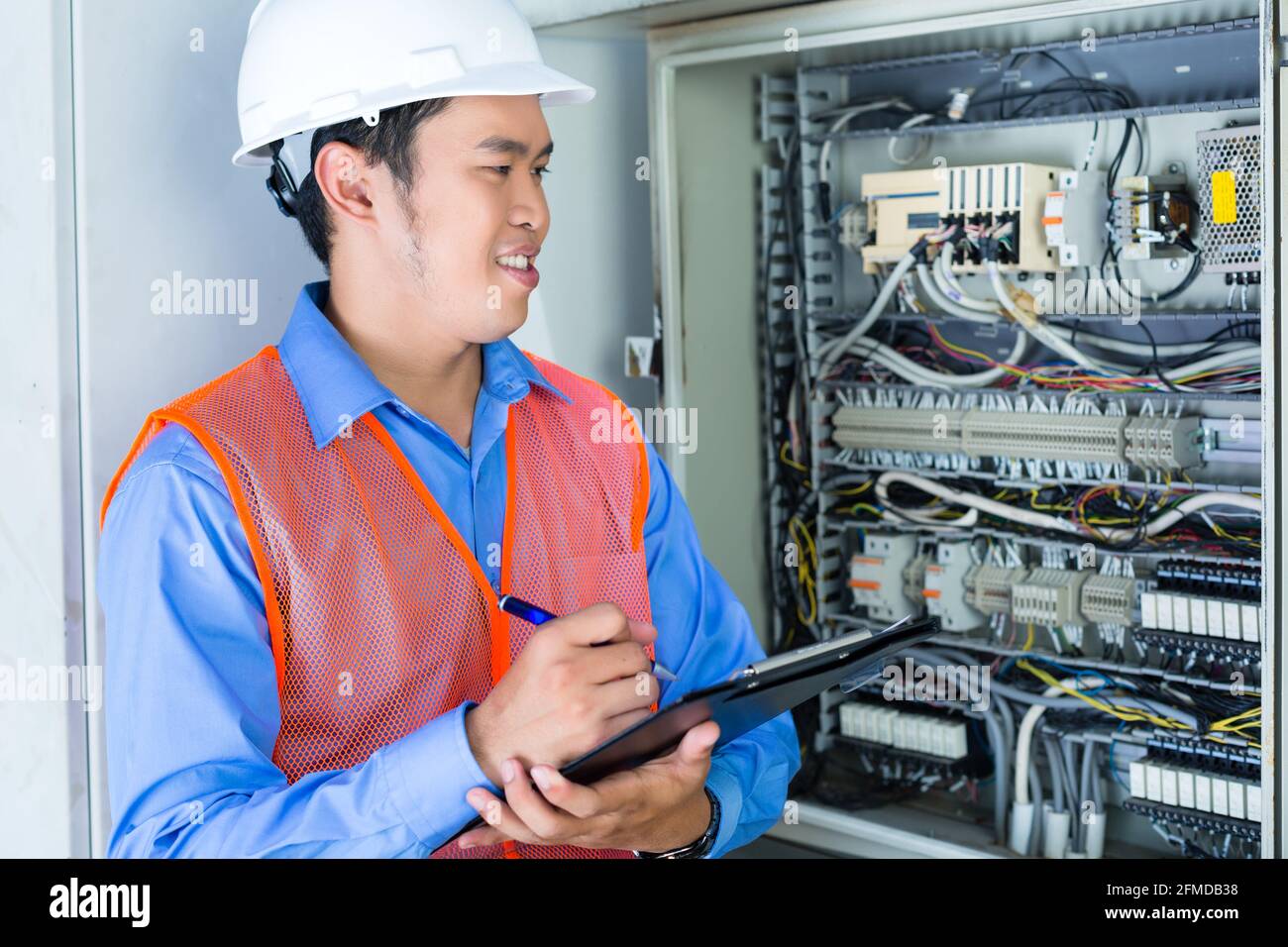 Breaker box hi-res stock photography and images - Alamy