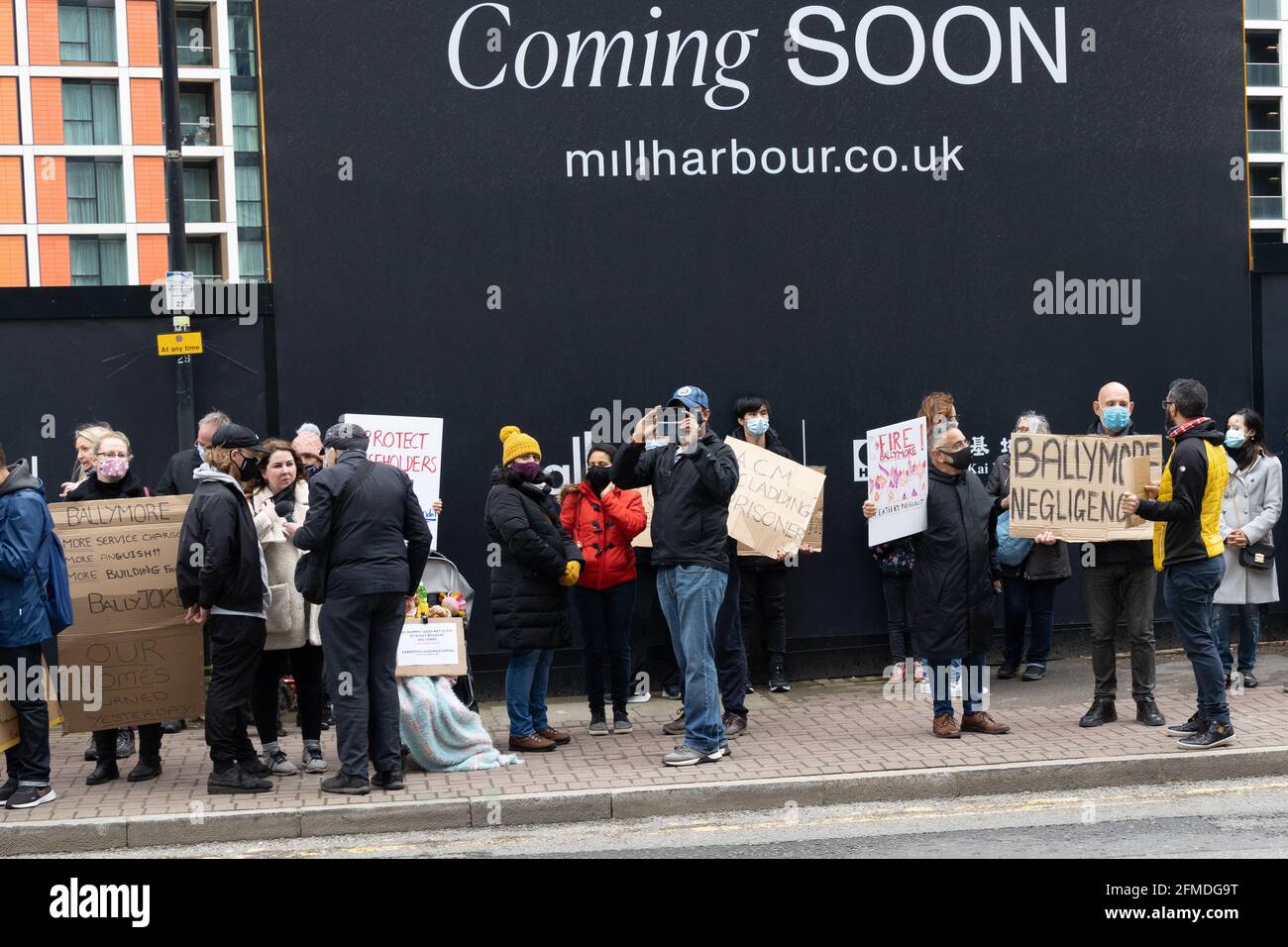 Flammable cladding london hi-res stock photography and images - Alamy