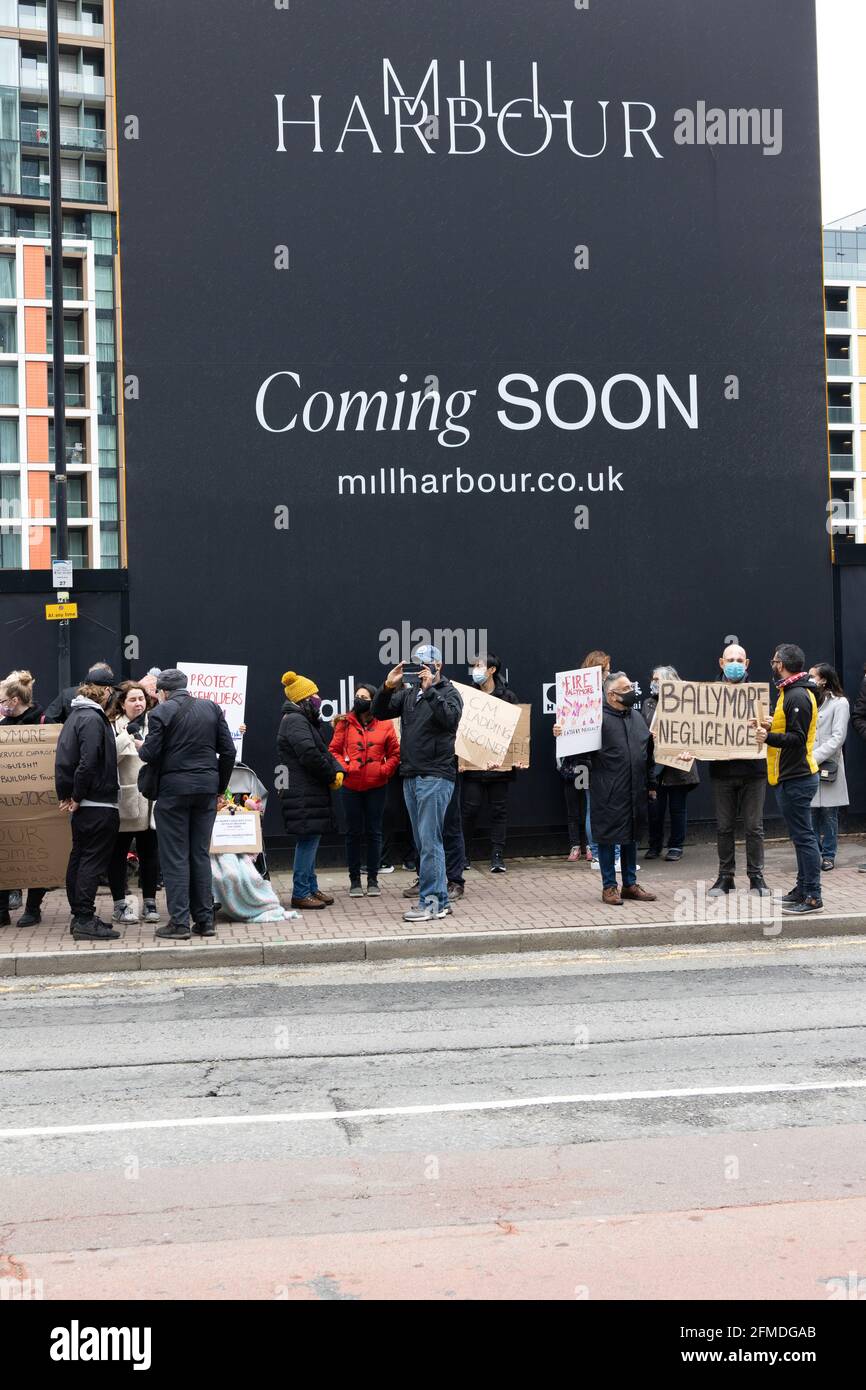 Demonstration outside Ballymore development after a fire the day before ...
