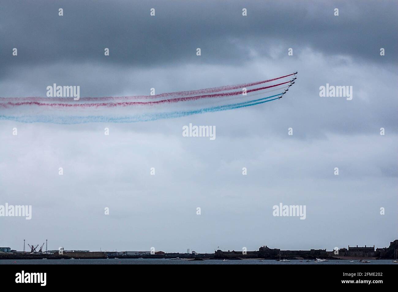 French air force jets Aerobatic display team Alpha jets Stock Photo - Alamy