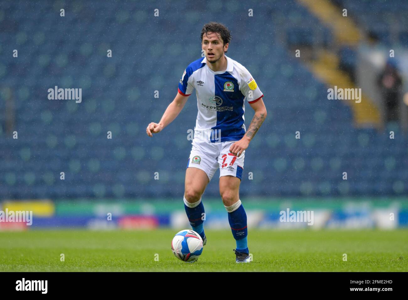 Lewis Travis #27 of Blackburn Rovers with the ball Stock Photo - Alamy