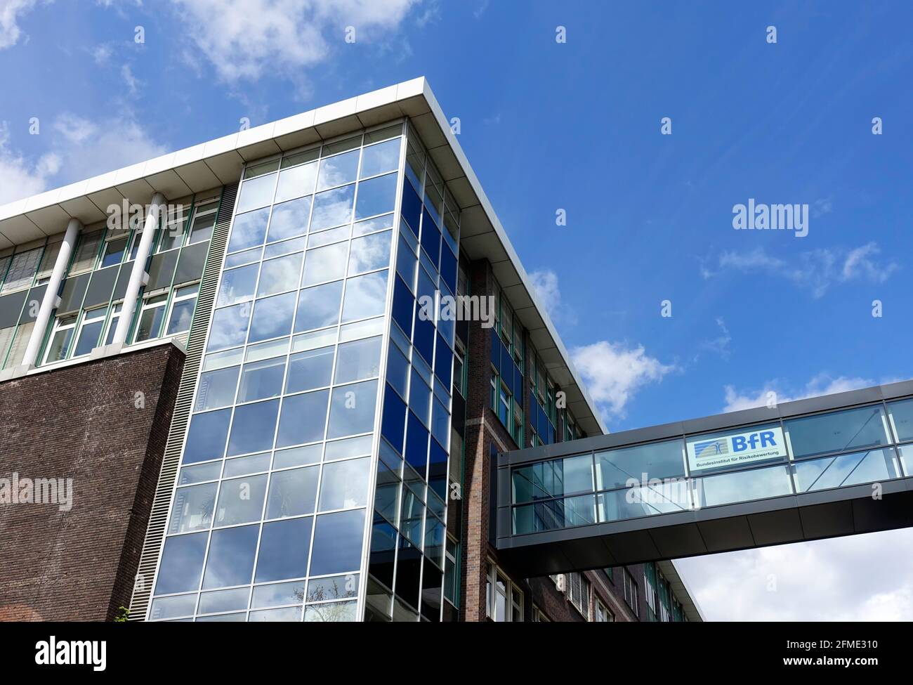 Federal institute for risk assessment hi-res stock photography and ...