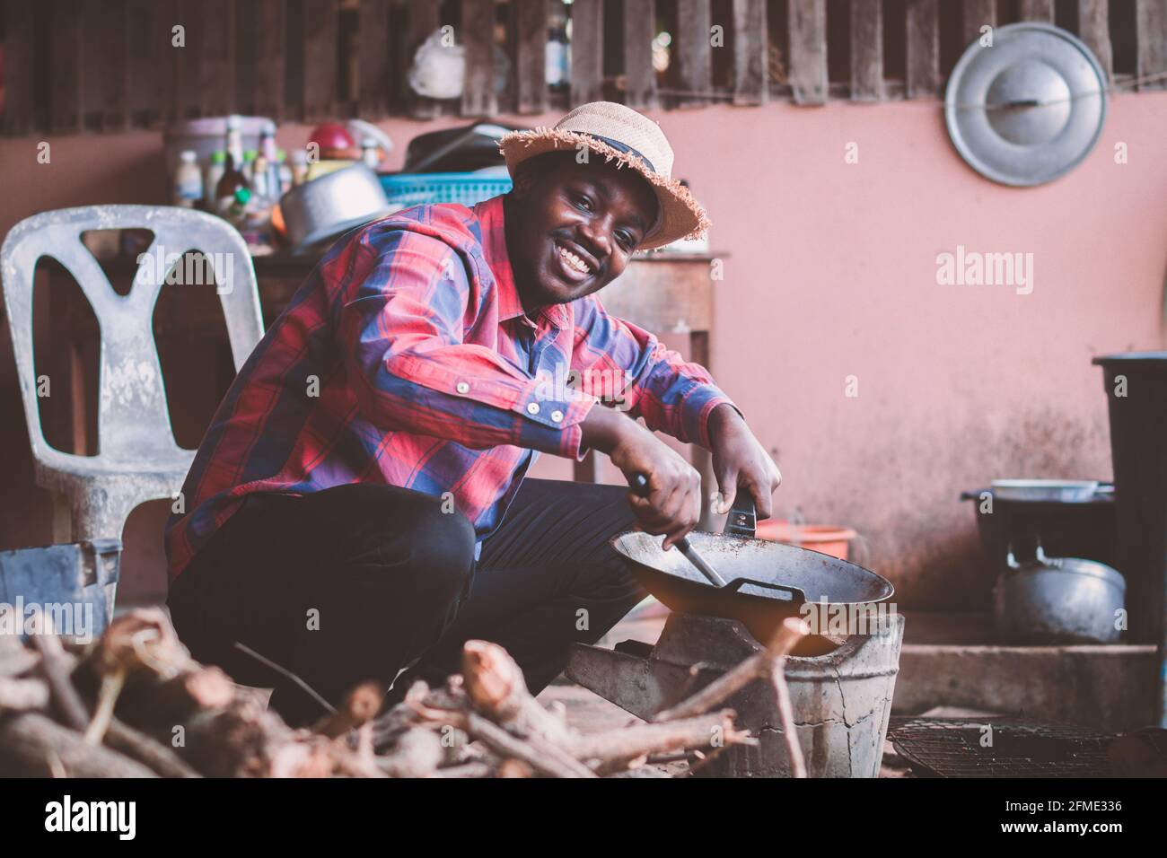 Native american cooking outdoor hi-res stock photography and images - Alamy