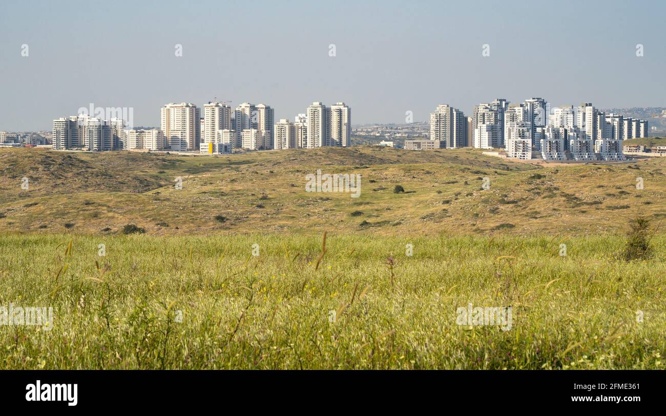 A panoramic view of Rosh Haayin, Israel, and the nature surrounding it ...