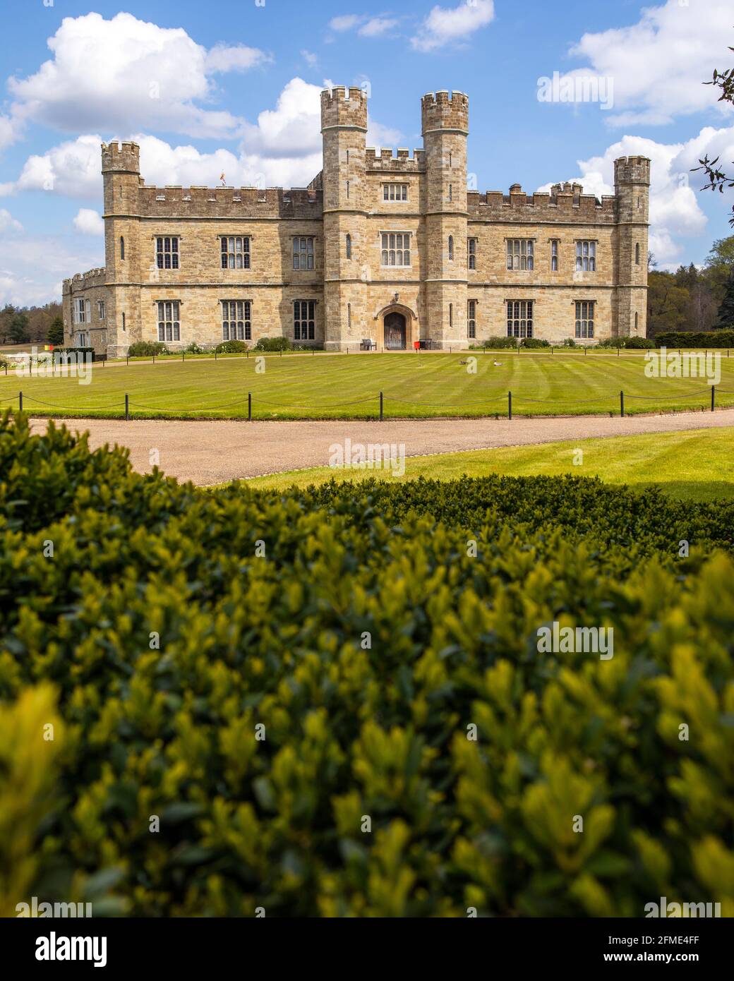 A view of the stunning Leeds Castle in Kent, UK Stock Photo - Alamy