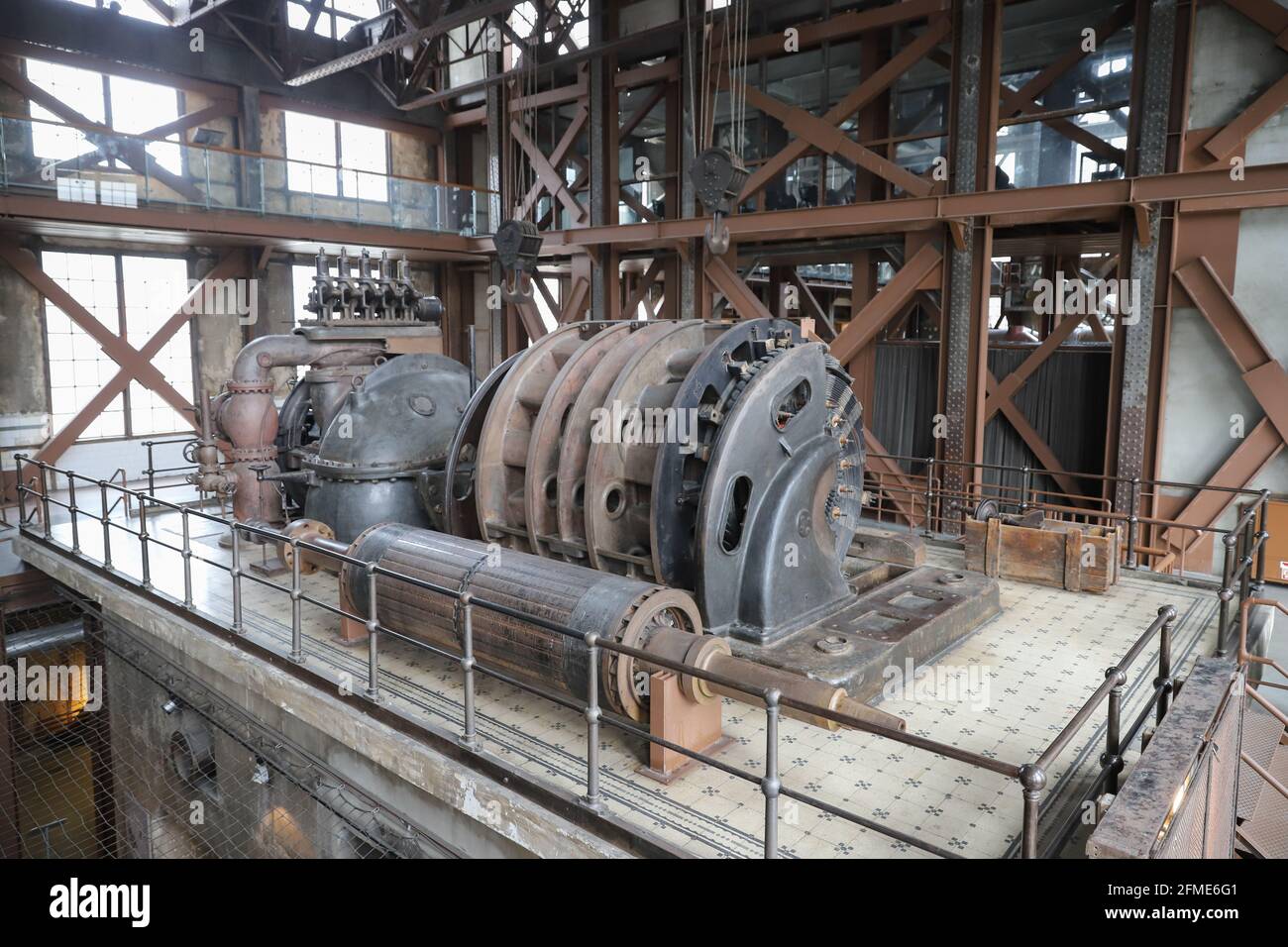 Old Engine of an old Power Plant Stock Photo - Alamy