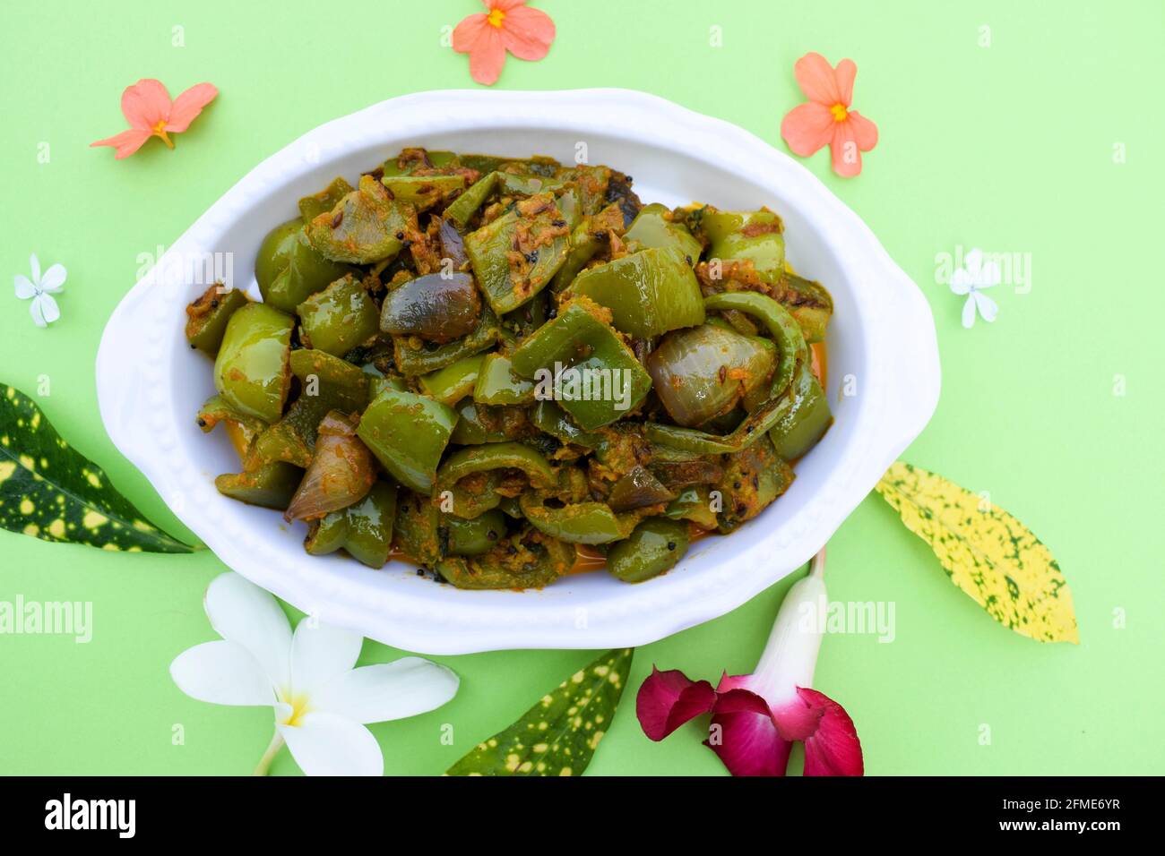 Shimla mirch ki sabji hi-res stock photography and images - Alamy
