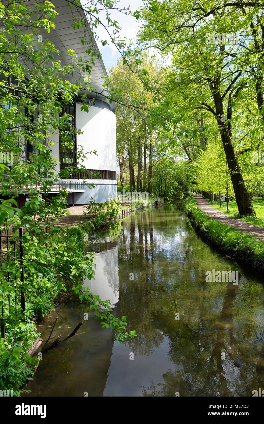 River taff feeder canal hi-res stock photography and images - Alamy
