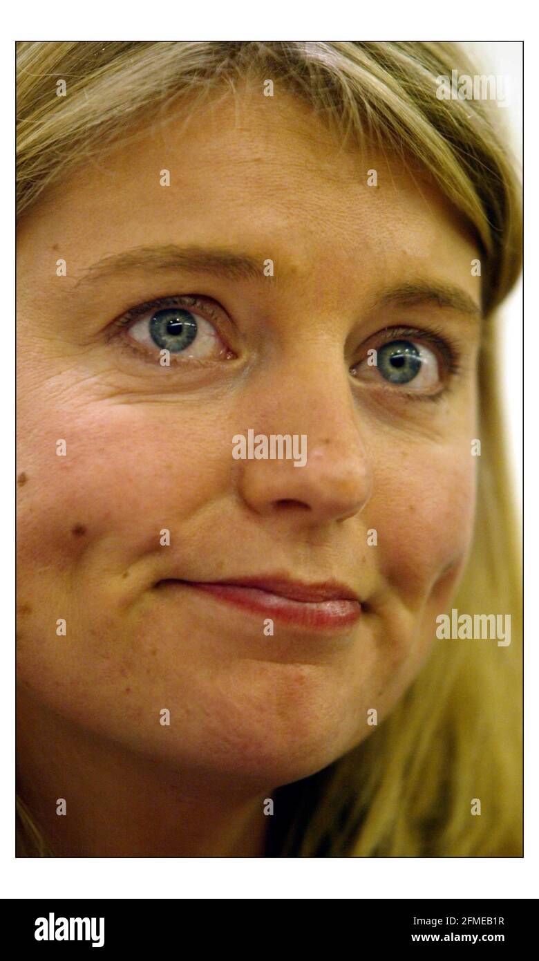 Samantha Roberts at press conf after meeting with Geoff Hoonpic David ...