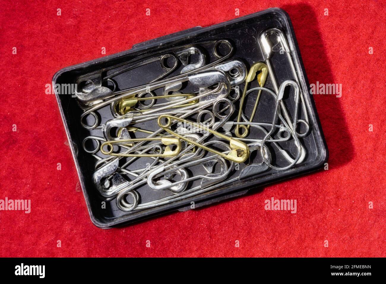Group of safety pins Stock Photo - Alamy