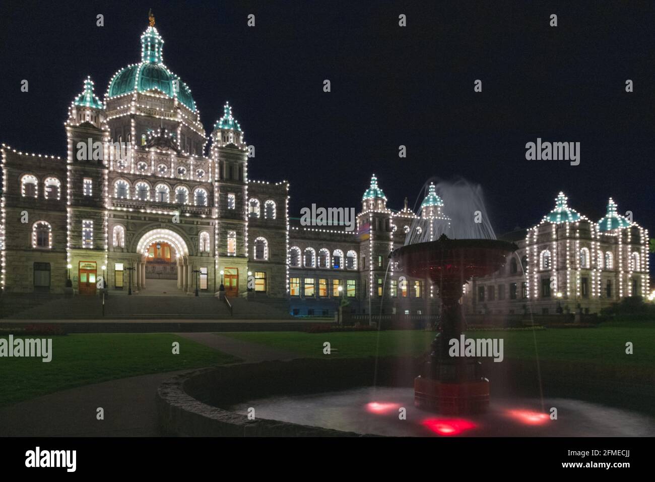 Victoria bc in june hi-res stock photography and images - Alamy