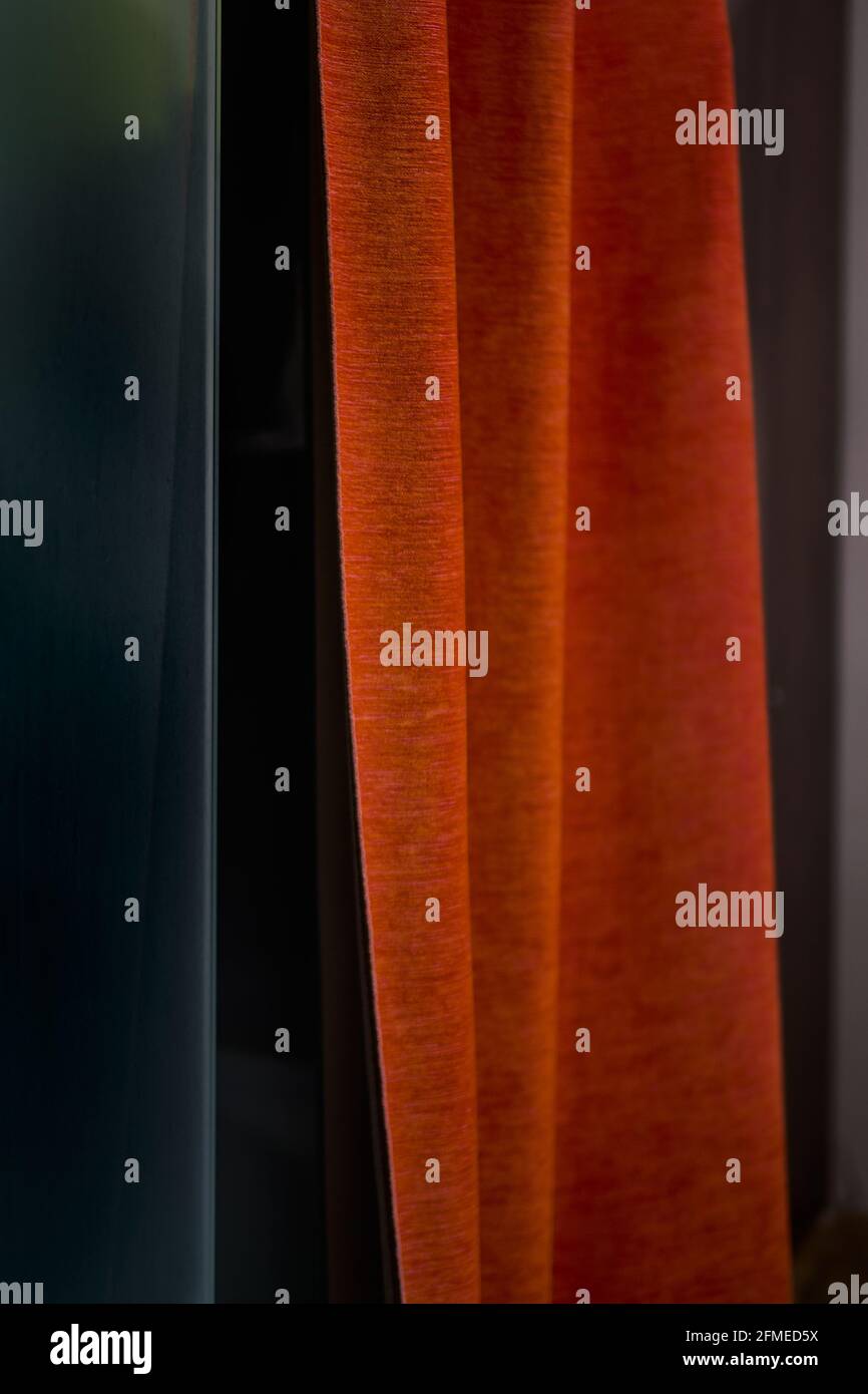 Fabric drape hi-res stock photography and images - Alamy