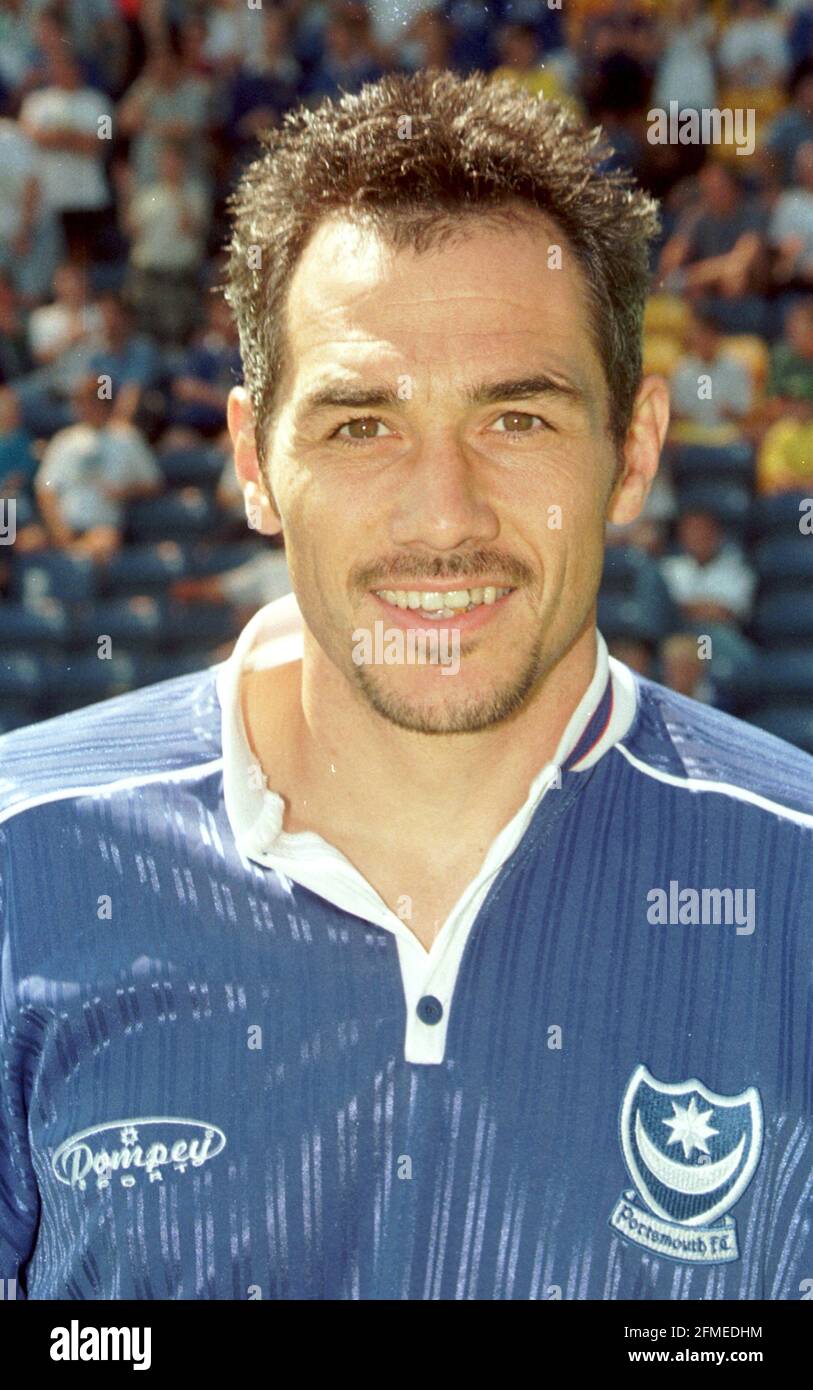 Guy whittingham 1999 hi-res stock photography and images - Alamy