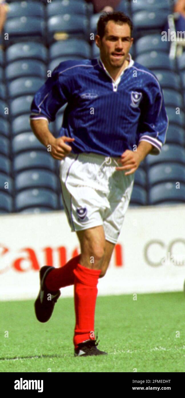 PORTSMOUTH FC GUY WHITTINGHAM JULY 1999. PIC MIKE WALKER, 1999 Stock ...