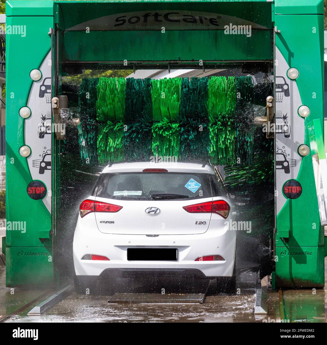 Automatic car wash brushes washing hi-res stock photography and images ...