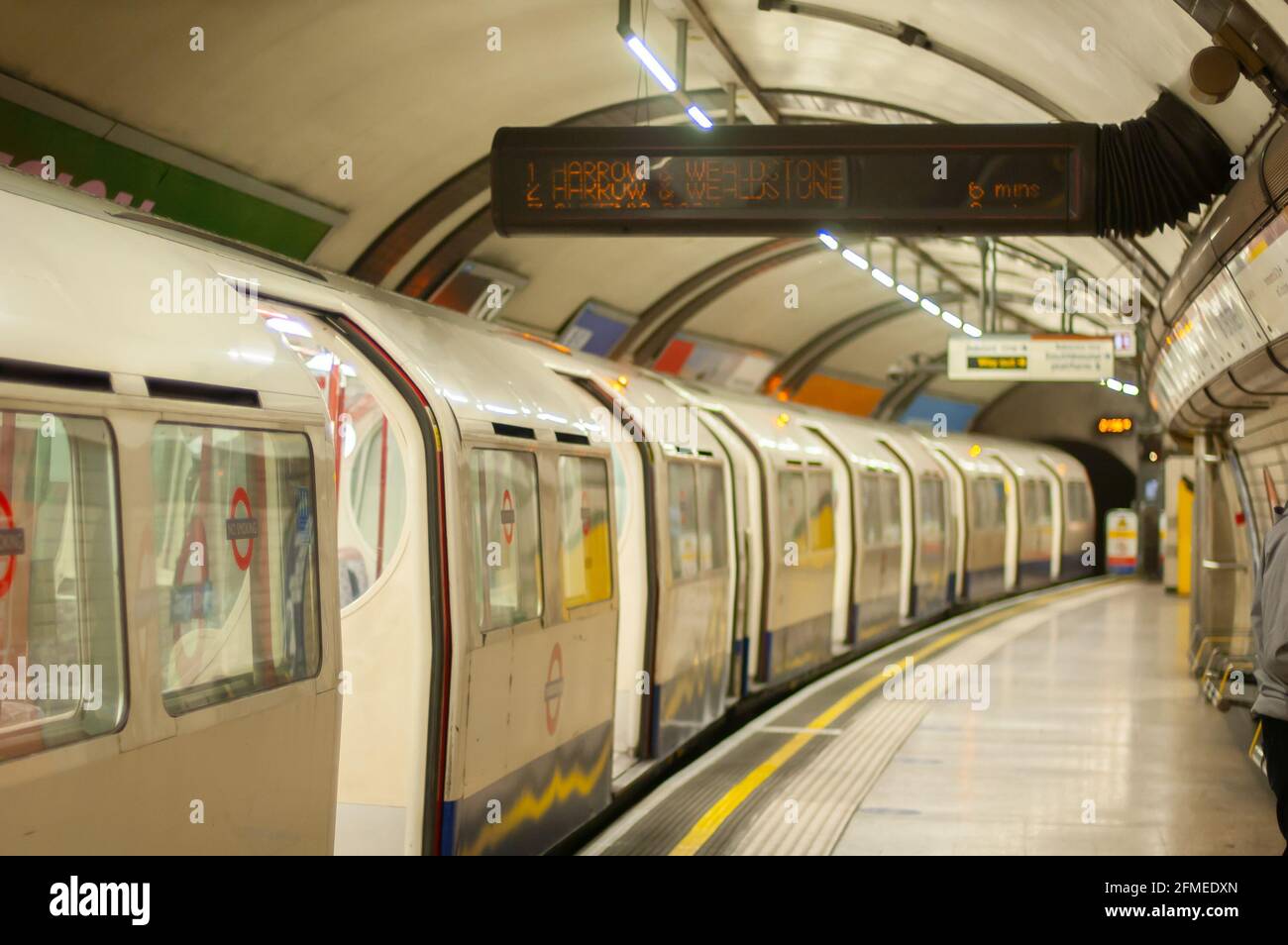BAKER STREET, LONDON, ENGLAND- 6 May 2021: Platform at Baker Street ...