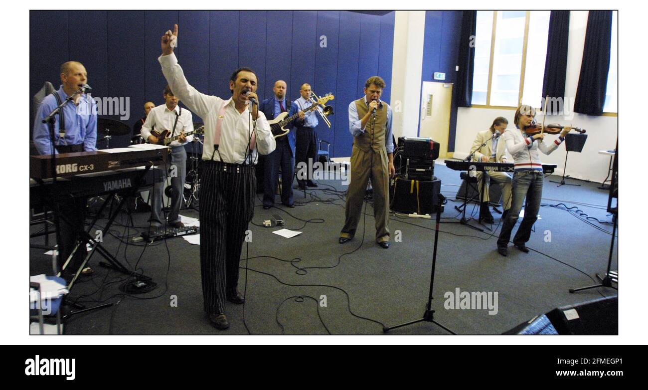 DEXYS MIDNIGHT RUNNERS in London rehearsal studio ahead of relaunch ...