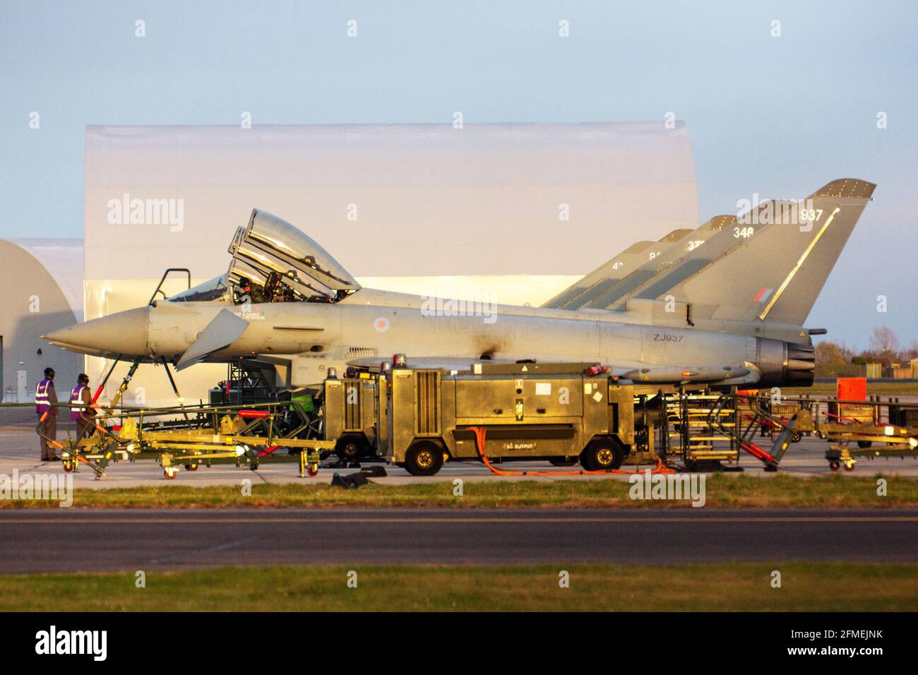 Fighter interceptor aircraft hi-res stock photography and images - Alamy