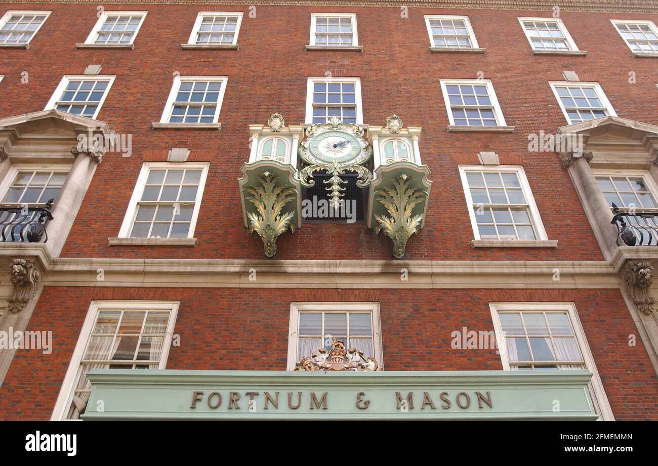 Fortnum and Mason store on Picadilly, London.18 August 2002 photo Andy ...
