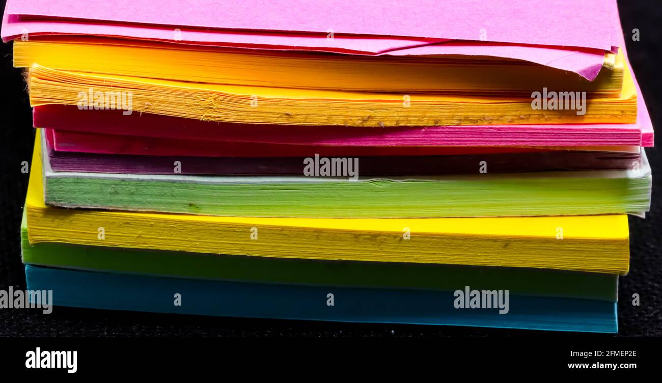 Piles of worn to do memo note pads unused after some time Stock Photo ...