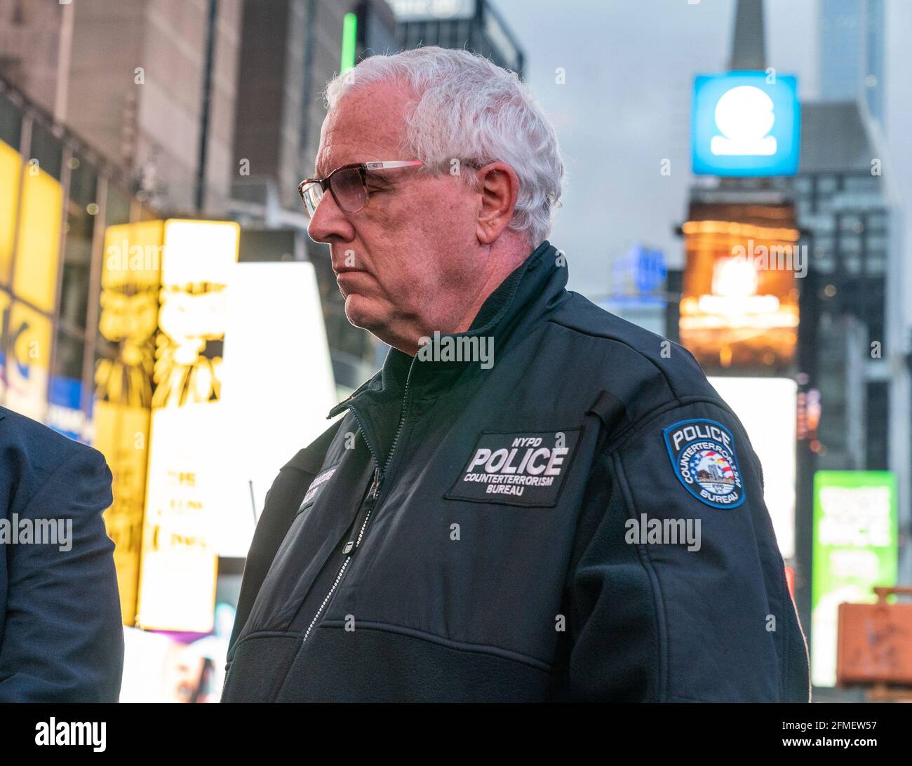 John miller nypd hi-res stock photography and images - Alamy