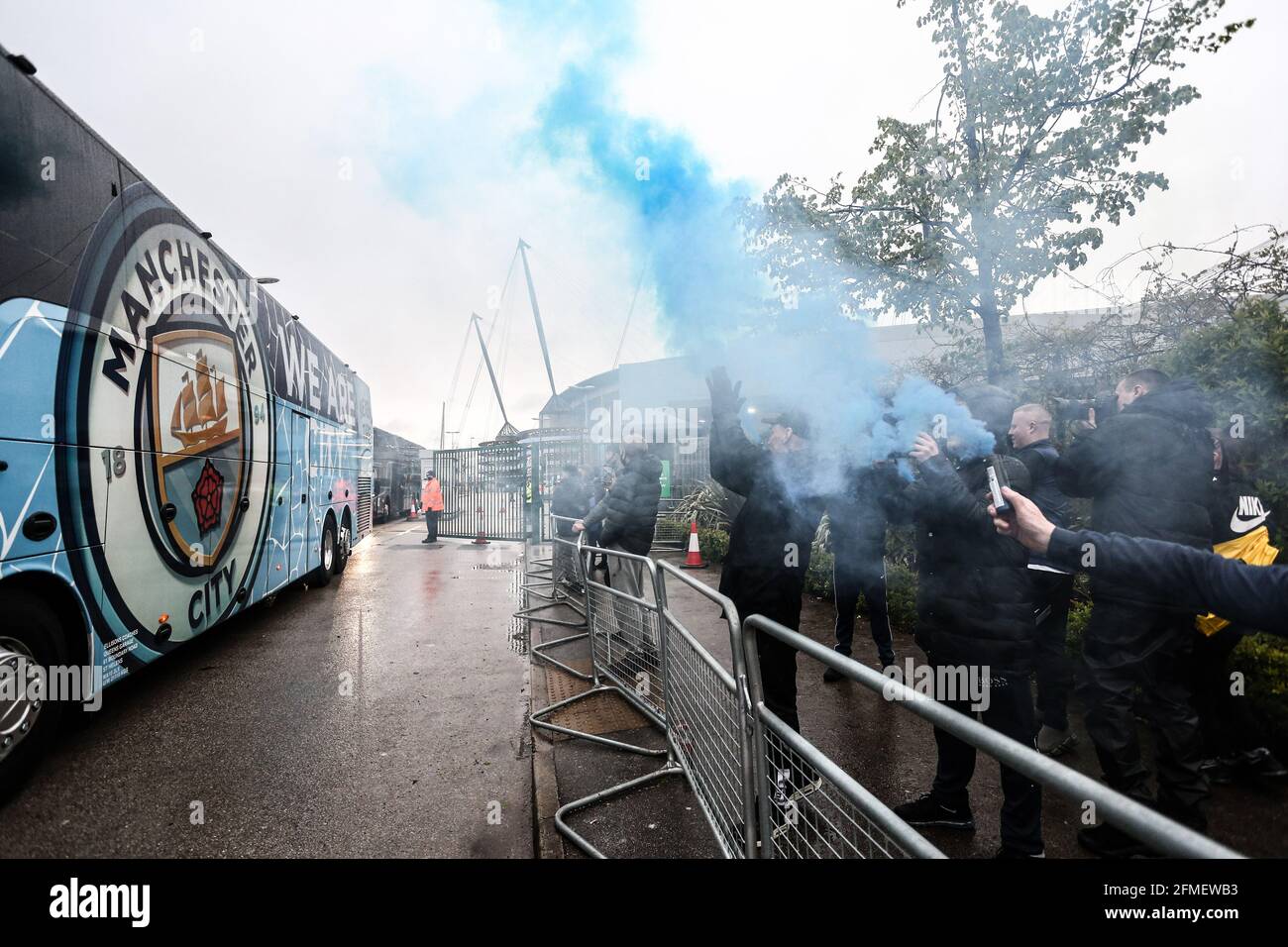 Manchester city team bus hi-res stock photography and images - Alamy