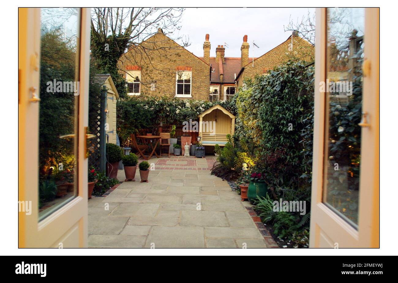 The home in Southfields, South West London of Liz and Francis Neo.pic ...