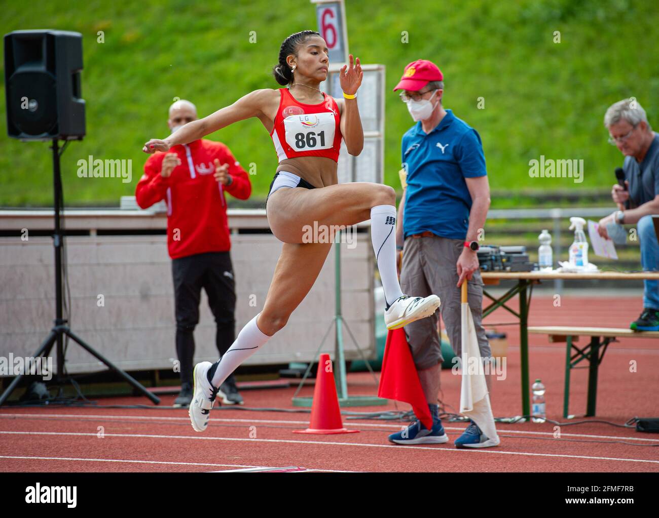 Deutschland. 01st Jan, 2009. Assani Mikaelle (LG Region Karlsruhe) left ...