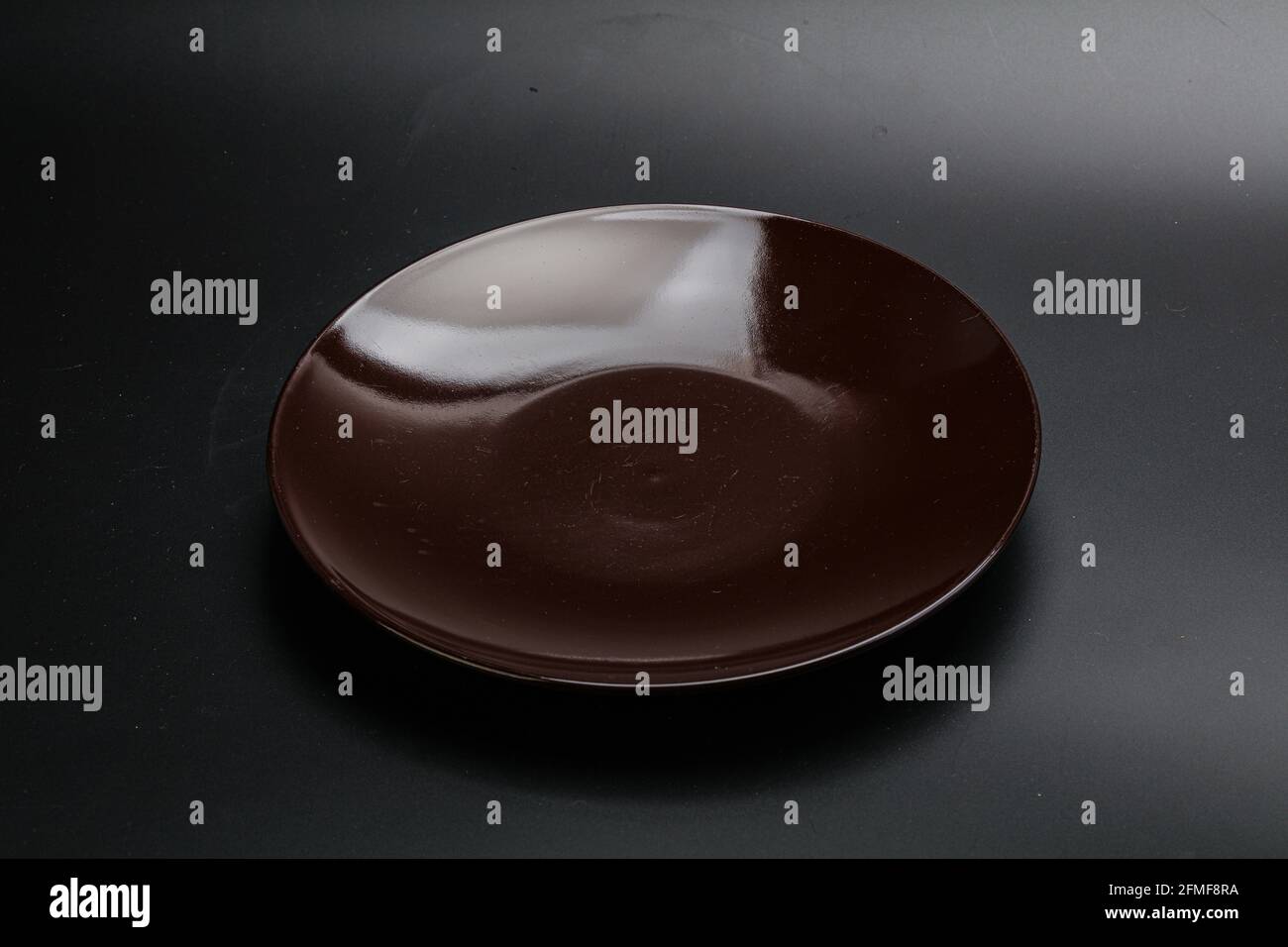 Empty color plate for kitchen isolated Stock Photo - Alamy