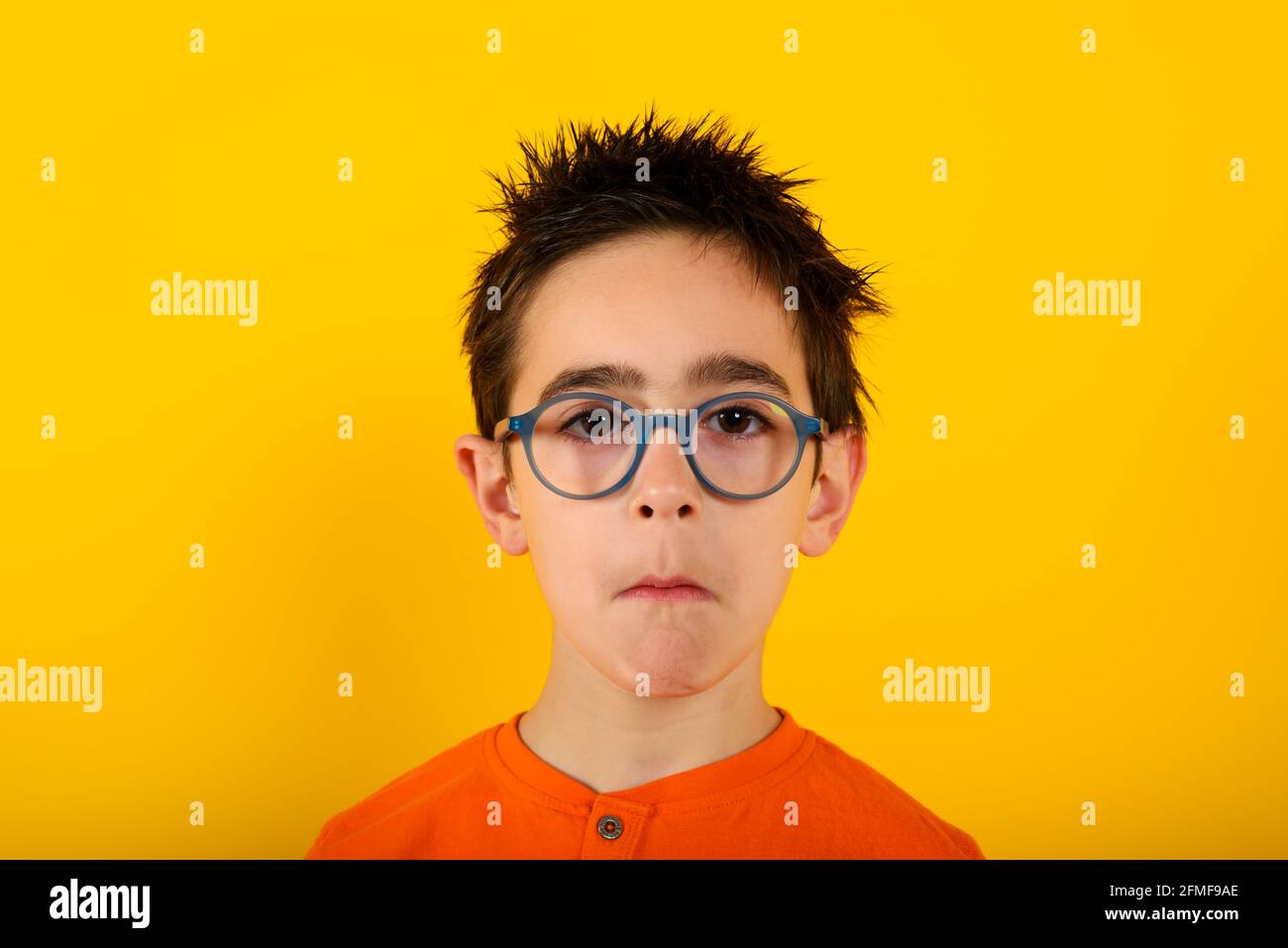Question mark face child hi-res stock photography and images - Alamy