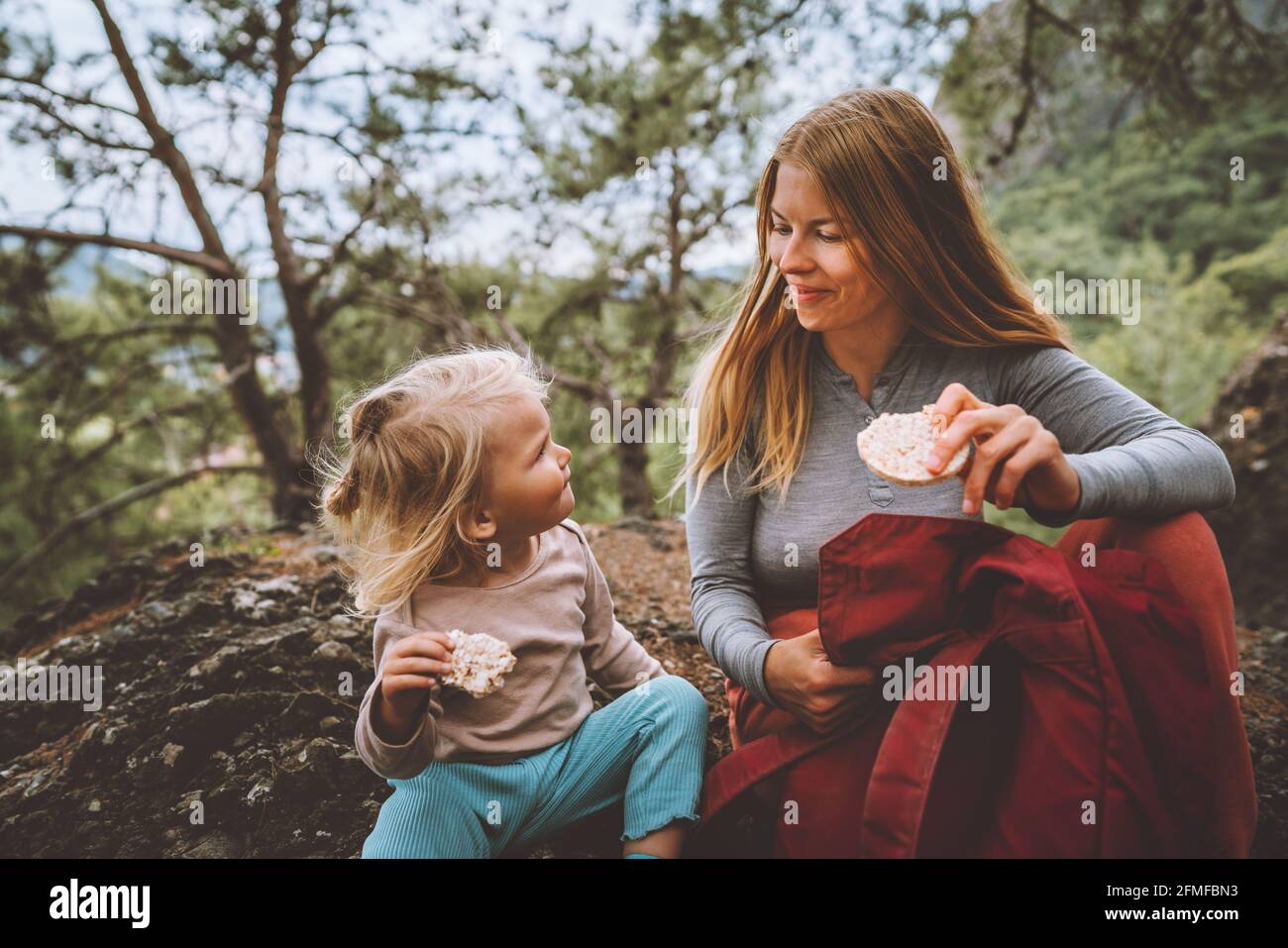 Child eating rice hi-res stock photography and images - Alamy