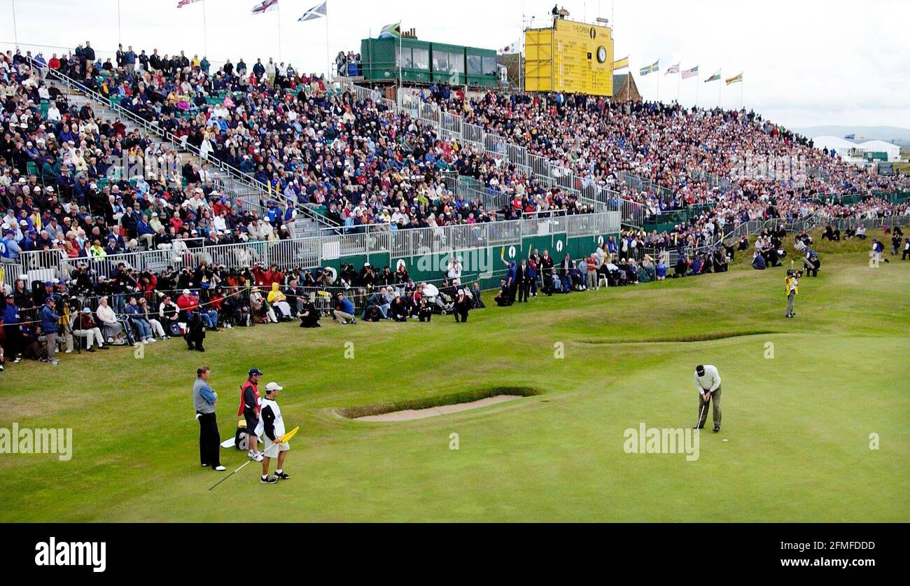 FINAL DAY OF THE OPEN GOLF AT ROYAL TROON 18/7/2004 TODD HAMILTON HITS ...