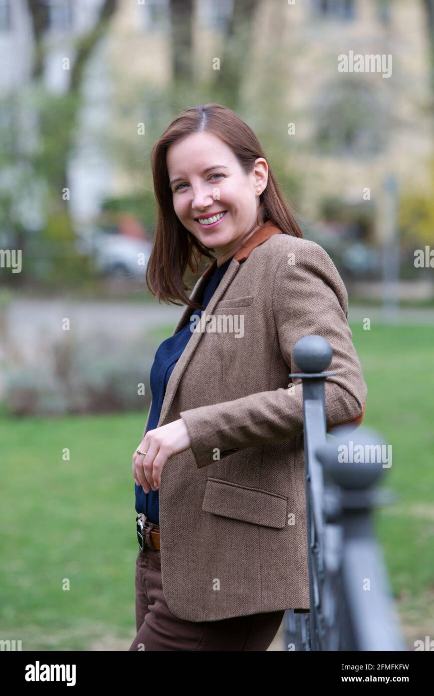 Female attorney standing in hi-res stock photography and images - Alamy