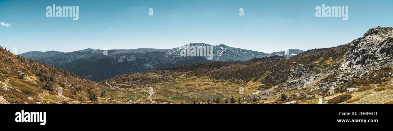 Panoramic view of a large mountain with clear sky Stock Photo - Alamy