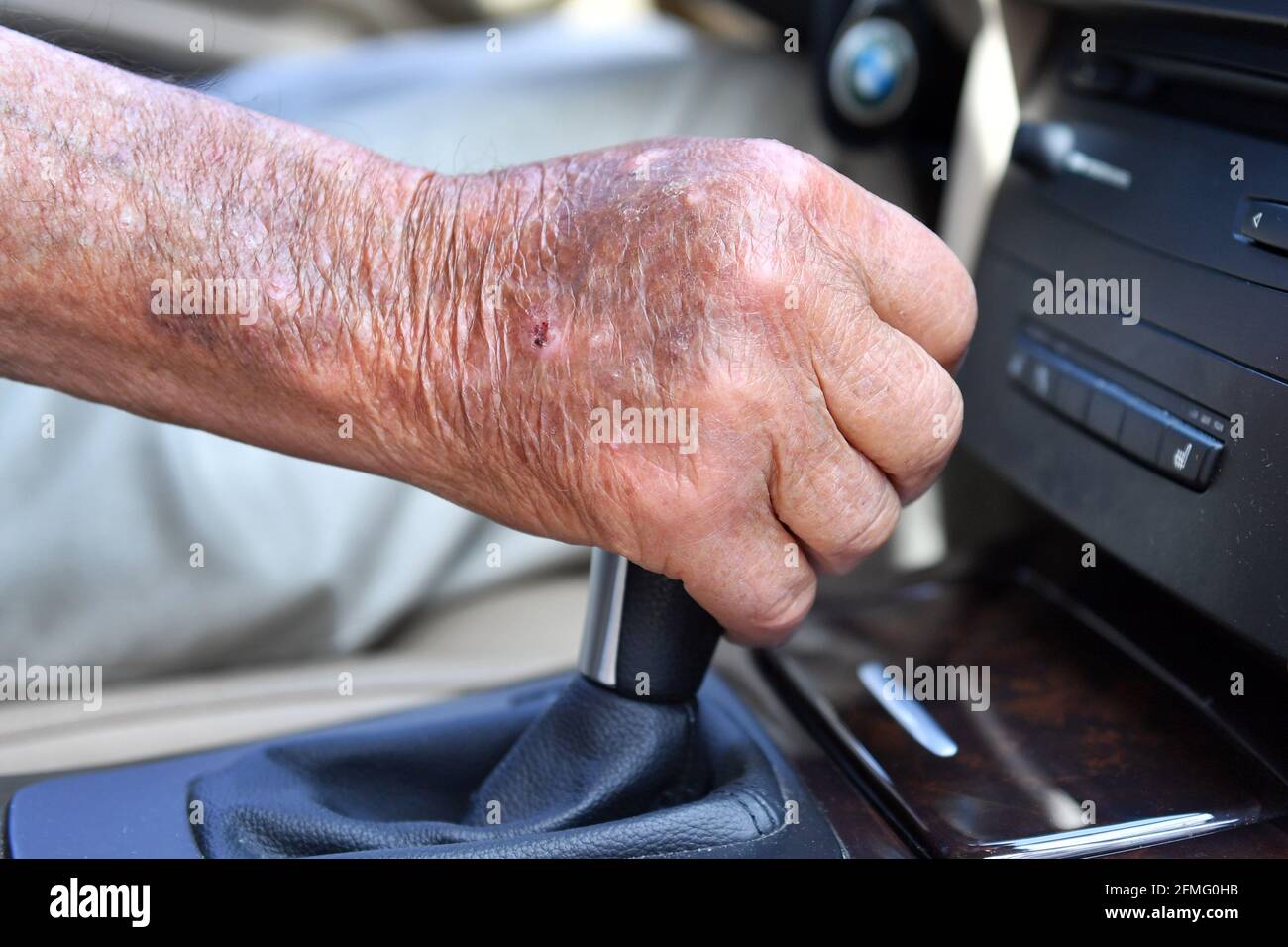 Old gear stick hi-res stock photography and images - Alamy