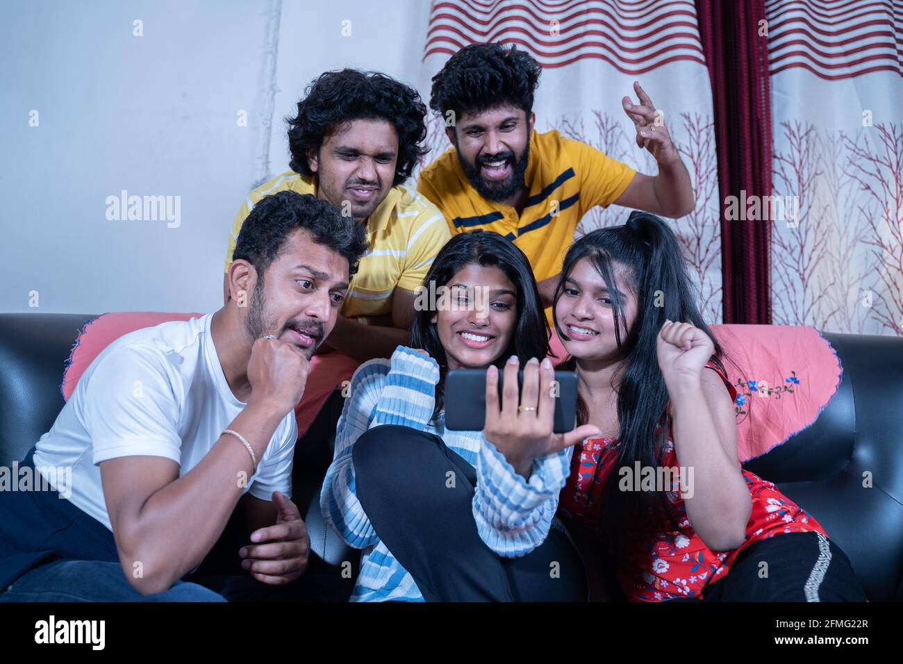 Mobile sports and entertainment group hi-res stock photography and ...