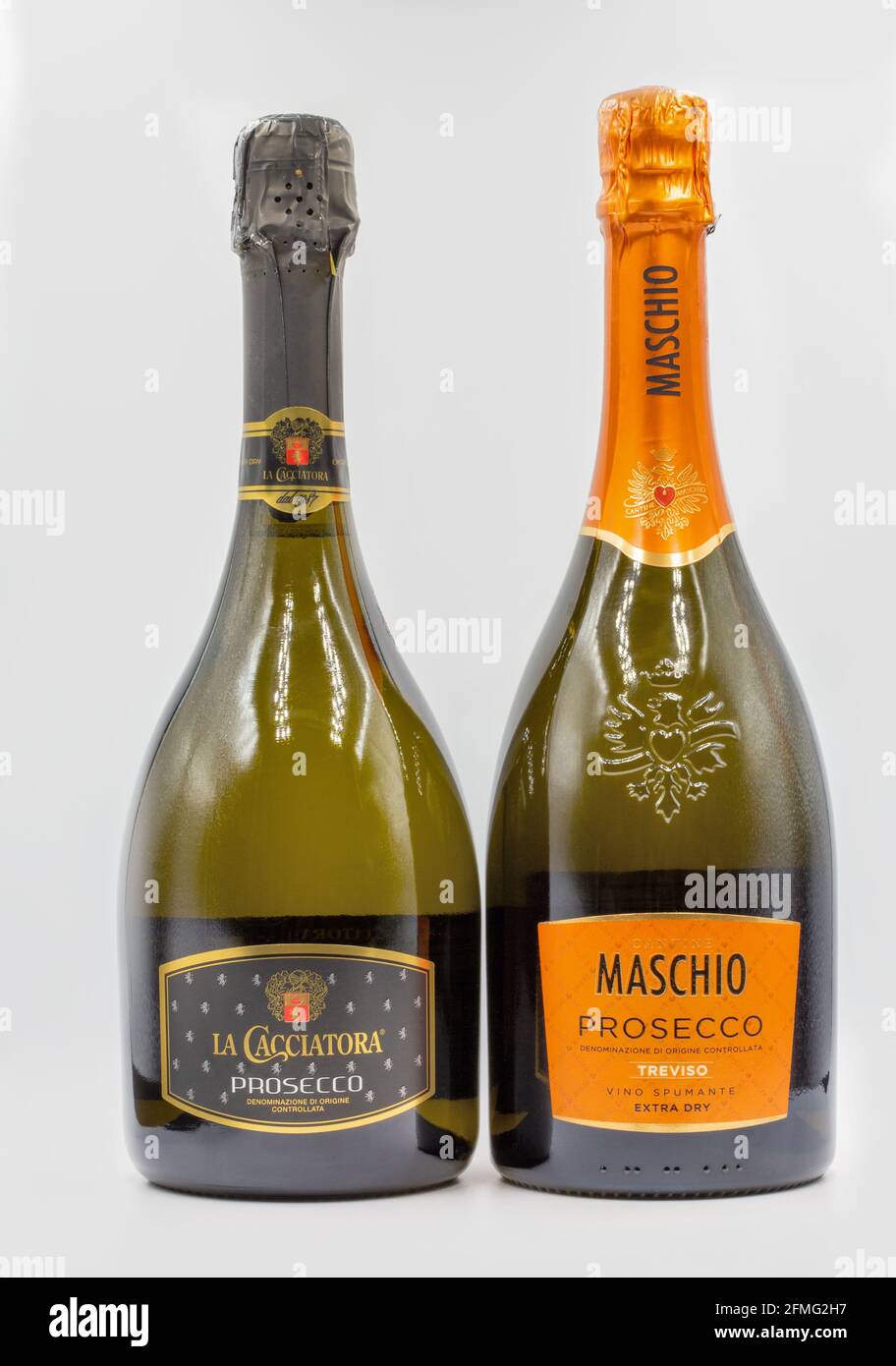 Prosecco bottles hi-res stock photography and images - Alamy