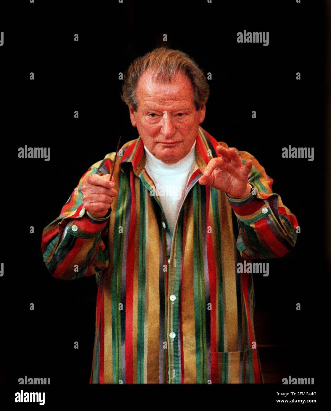 SIR NEVILLE MARINER APRIL 1999 REHERSING FOR THE GALA CONCERT AT THE ...