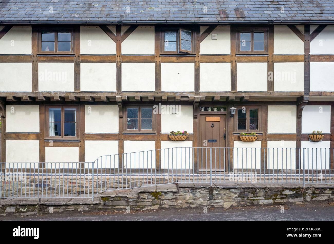 traditional timber frame house in herefordshire Stock Photo - Alamy