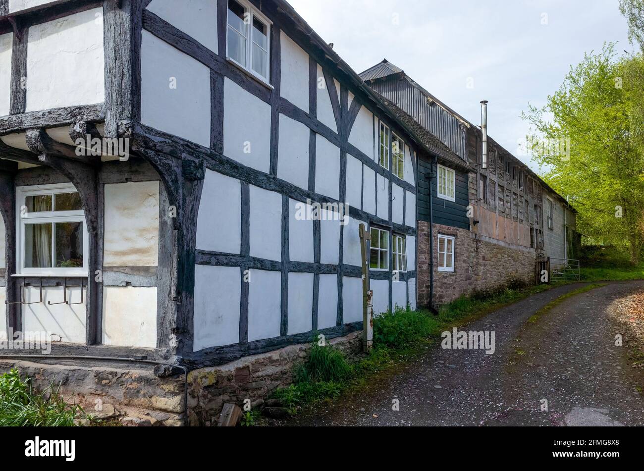 traditional timber frame house in herefordshire Stock Photo - Alamy