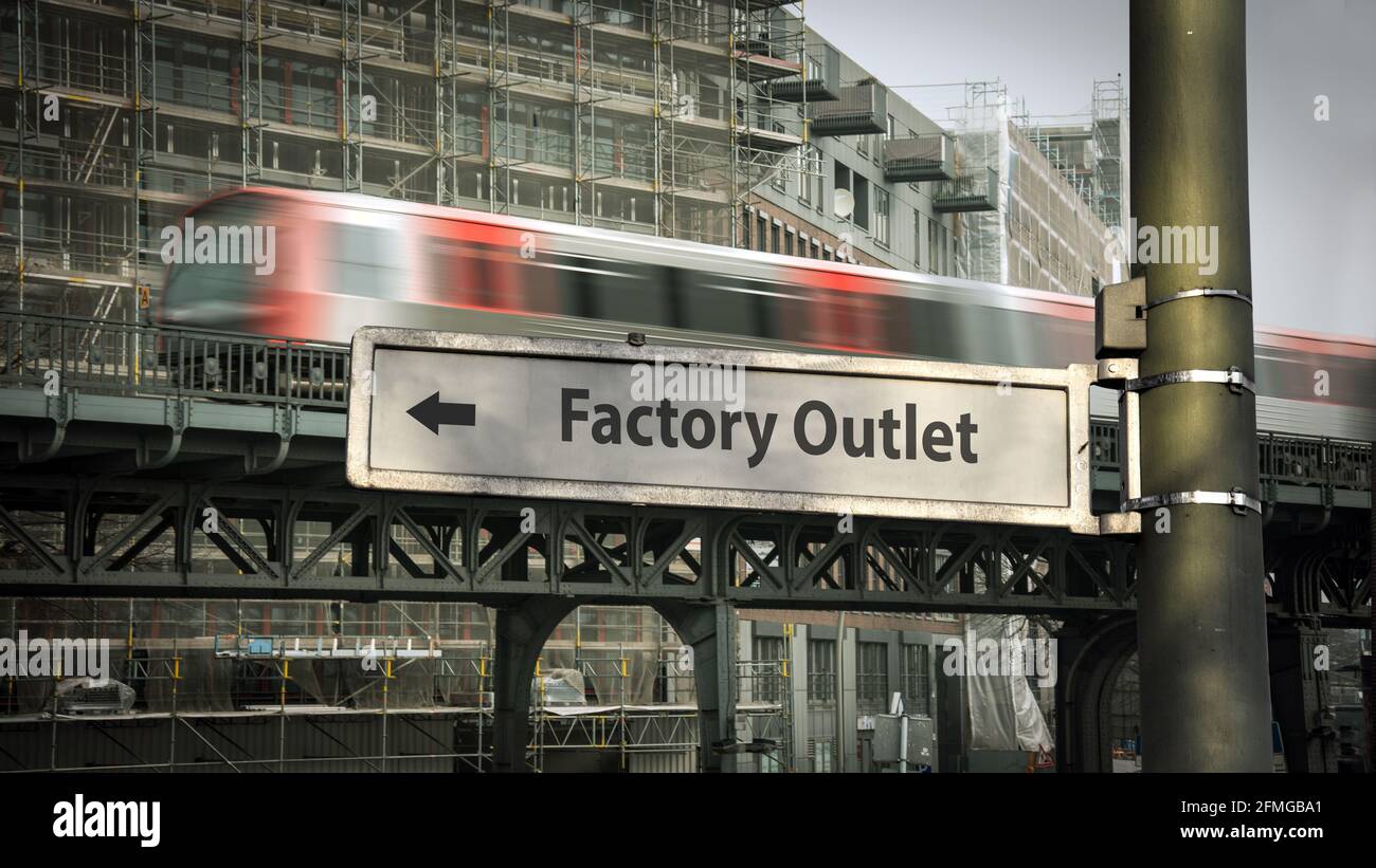 Street Sign the Direction Way to FACTORY OUTLET Stock Photo - Alamy
