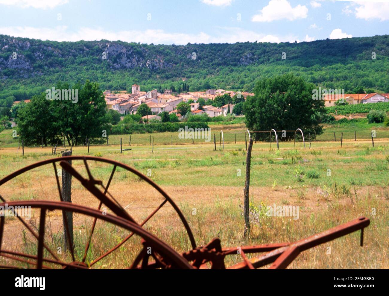 Quinson lake hi-res stock photography and images - Alamy