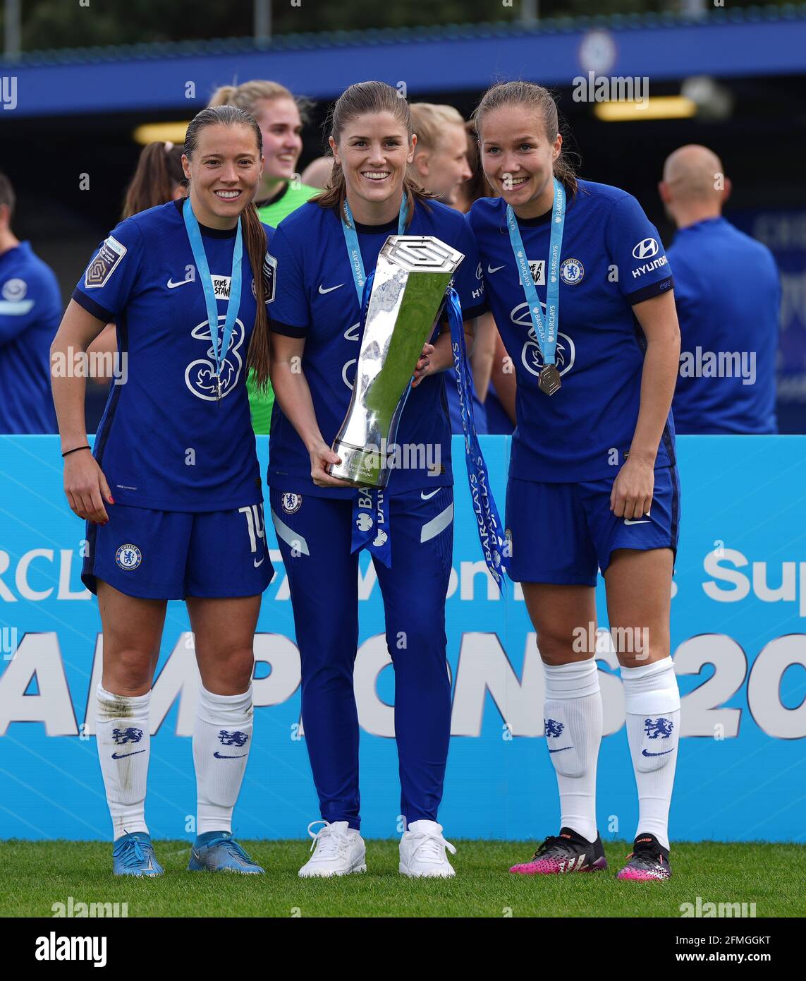 Chelsea wsl women trophy hi-res stock photography and images - Alamy