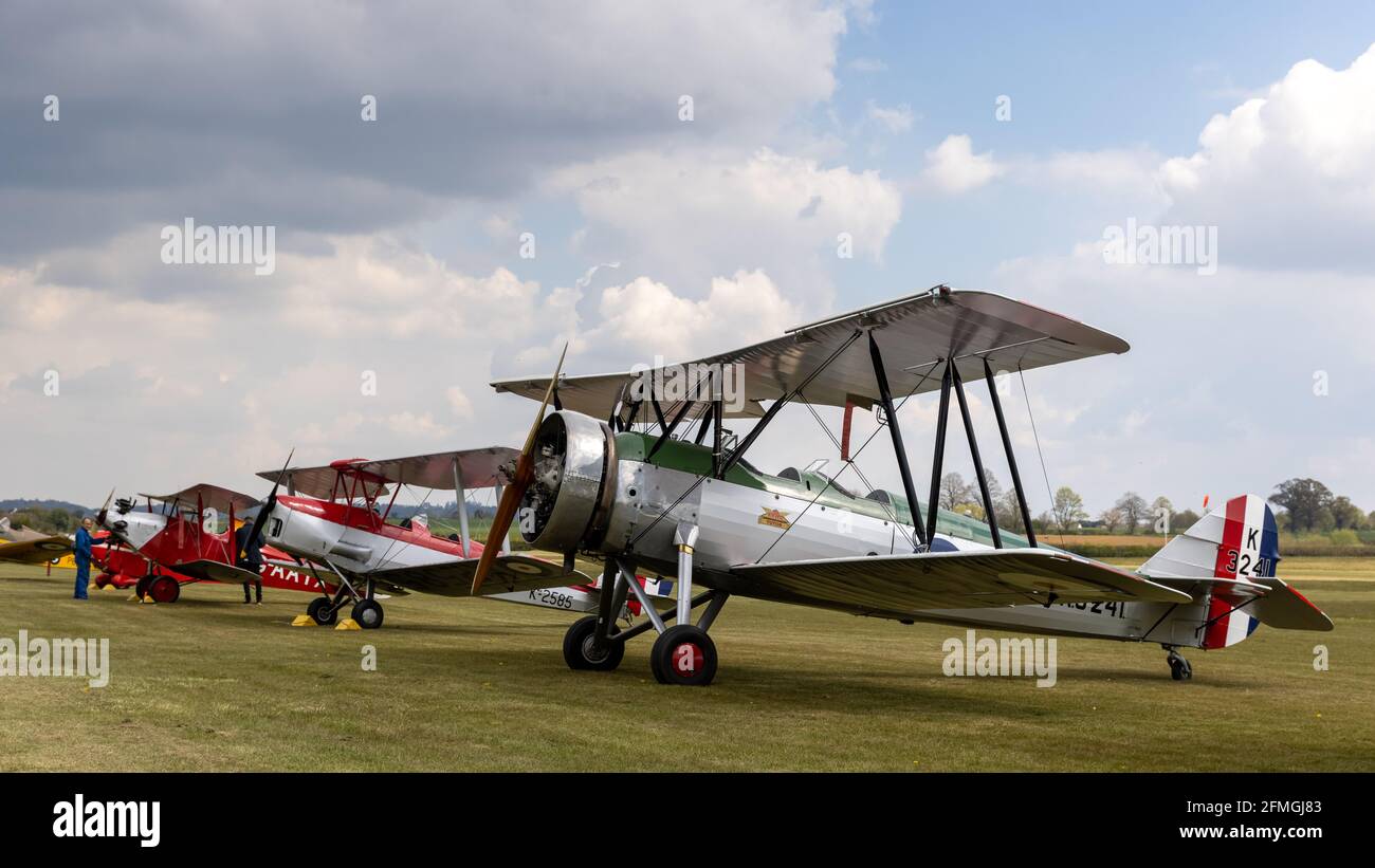 De havilland tiger moth ii hi-res stock photography and images - Alamy