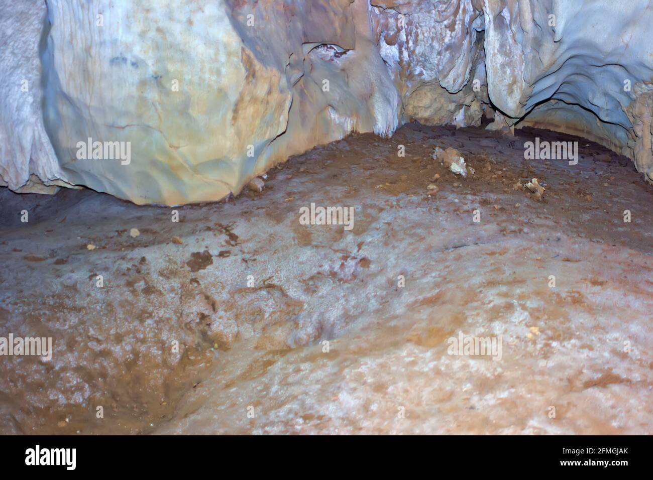 Shakehole shake hole erosion hi-res stock photography and images - Alamy