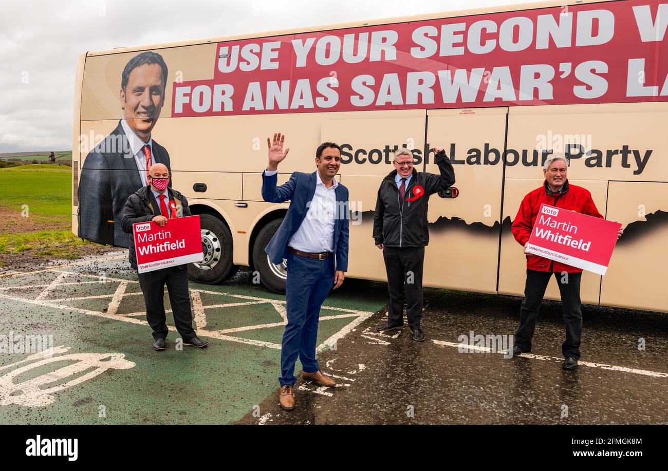 Battle bus hi-res stock photography and images - Alamy